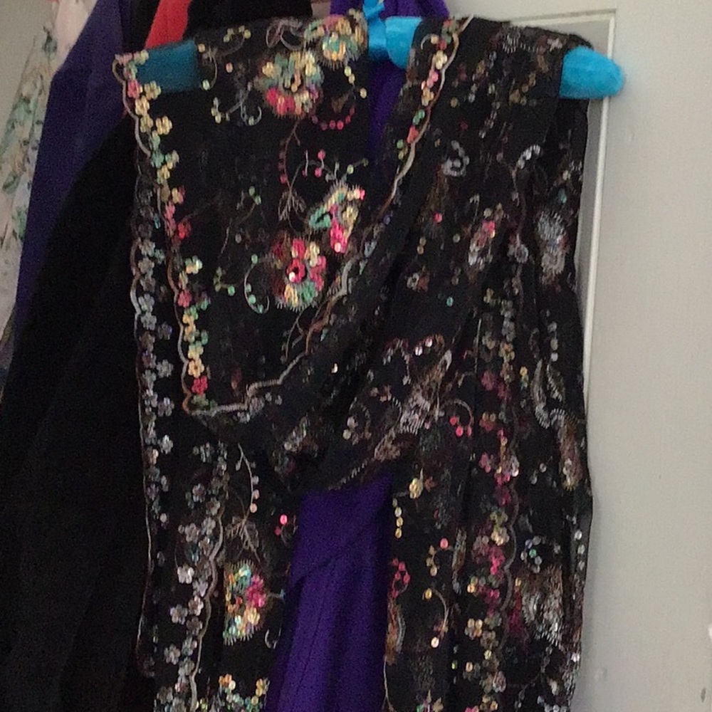 Striking Scarf Formal Wear - Gem